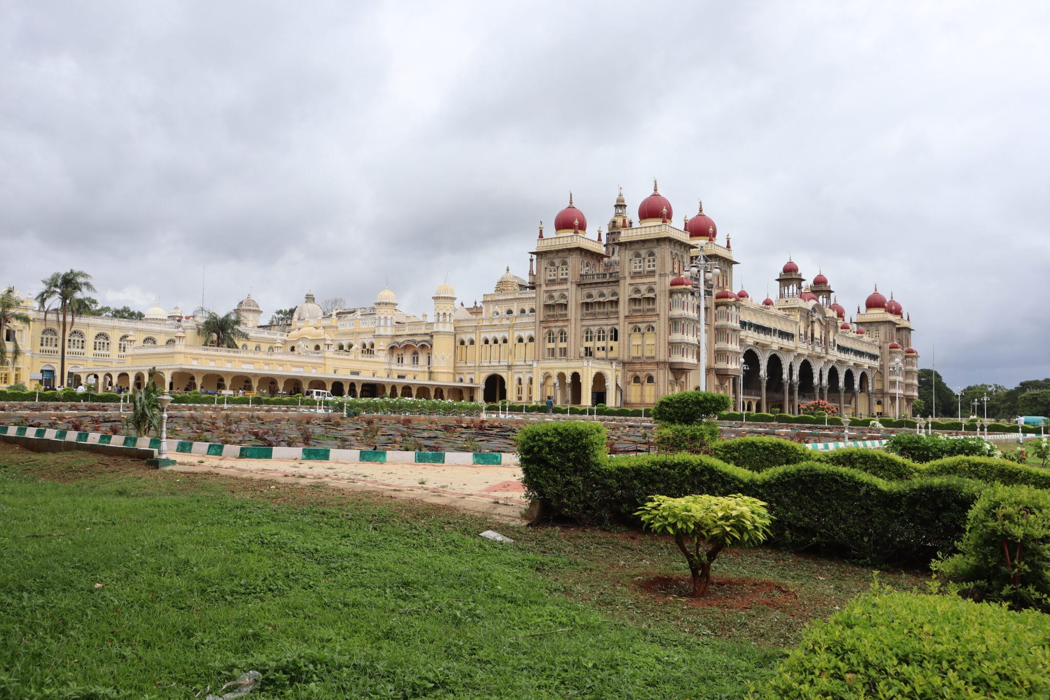 Exploring The Rich History of Fascinating Mysore Palace